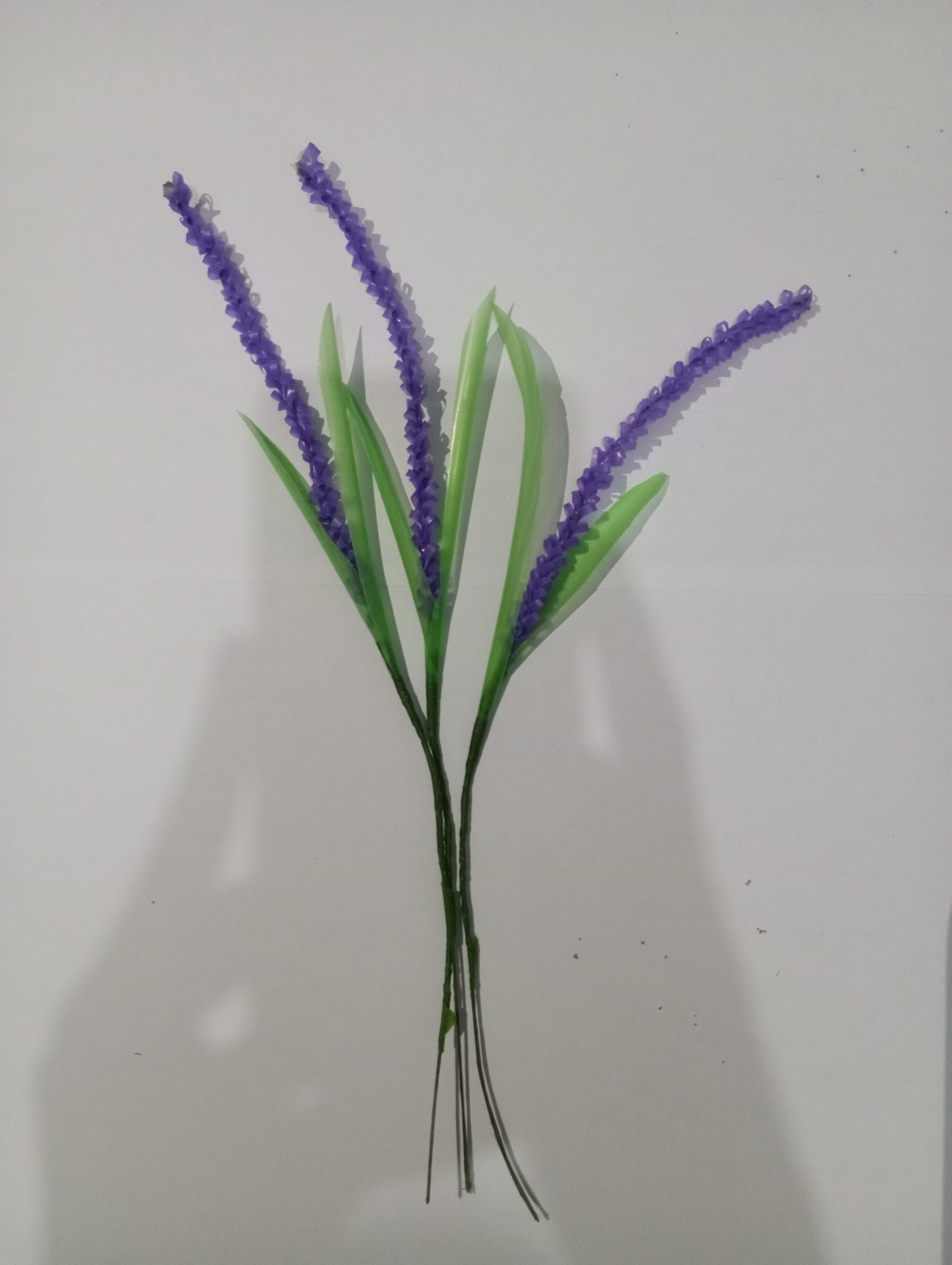Membuat bunga lavender dari sedotan. - Rimbasiana